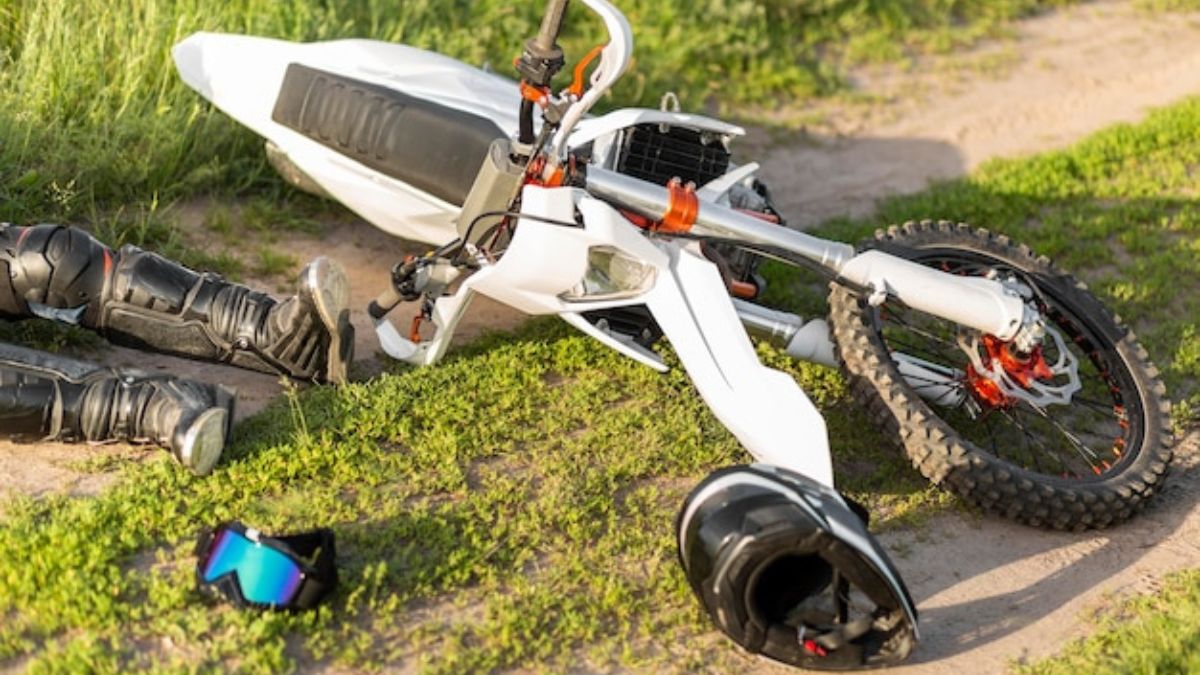 What is Lane Splitting and What are its Effects on Motorcycle Accidents?