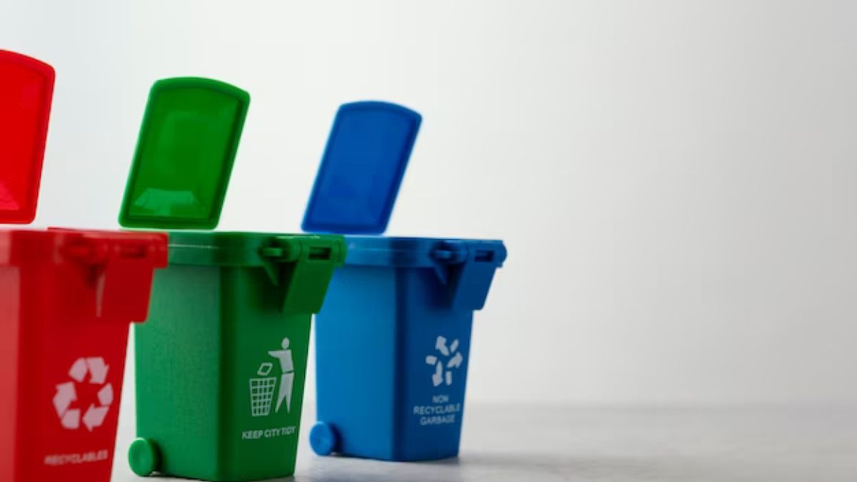 A Guide to Commercial Recycling Containers