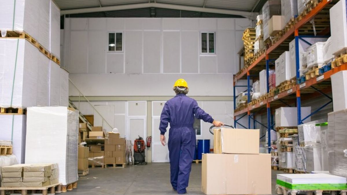 The Environmental Impact of Warehouse Storage Practices