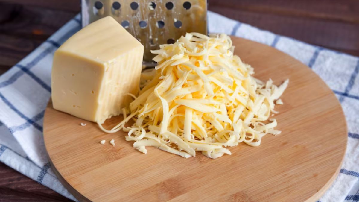 Pepper Jack Cheese: A Flavorful Journey Through Taste and Tradition